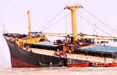 Lighterage sinks at Chittagong port