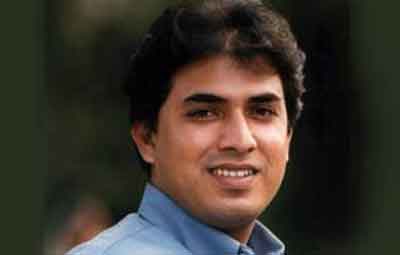 Model Pallab held with arms