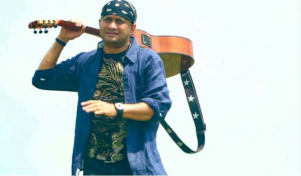 Singer SI Tutul tests positive for coronavirus